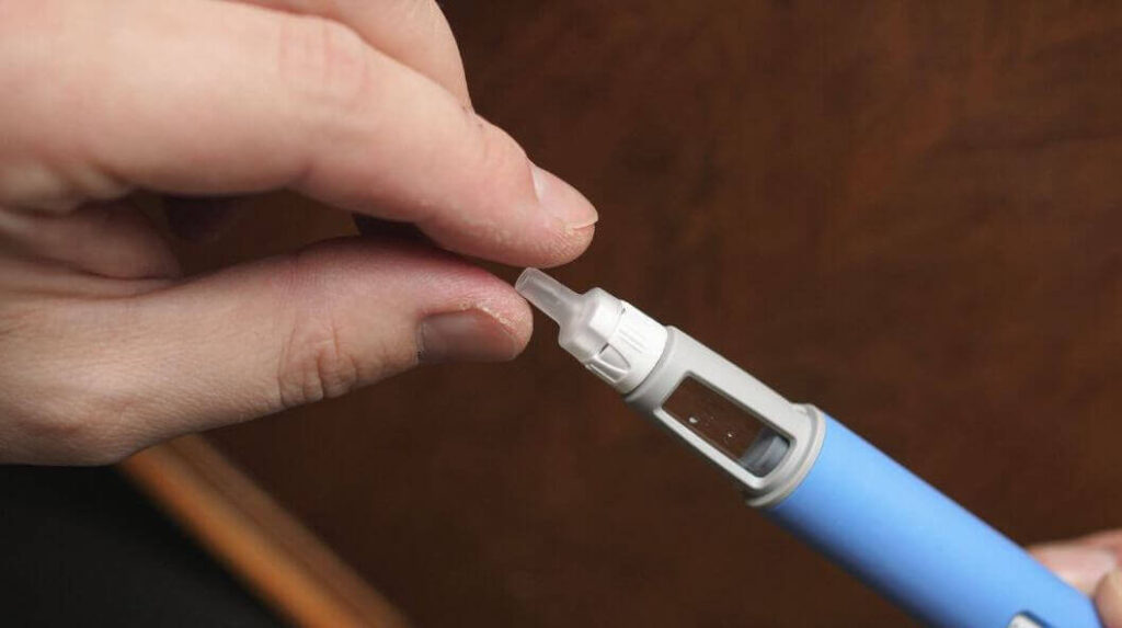 A Medical Professional’s Guide to Ozempic Side Effects – Revolve Medicare